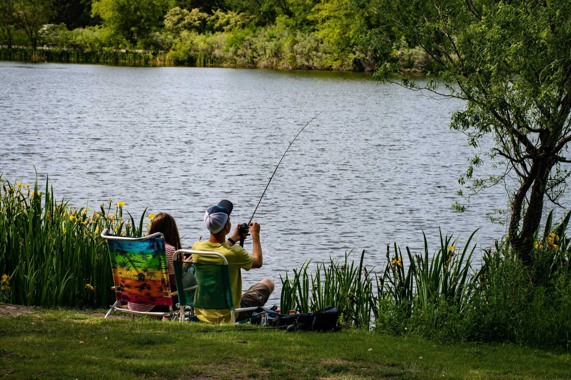 Reeling in Romance: Romantic Spots for a Waco Fishing Date